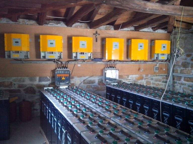 240kwh Battery bank & 20kW Panels in Autonomous Photovoltaic at ...